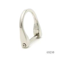 China Zinc Alloy Screw Metal D Ring Buckle Custom Size D Ring Loop For Handbags for sale