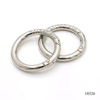 China 42x31.5mm Round Silver Plated Metal Spring O Ring Clasp with Custom Logo for Bag Strap Keychain Hardware for sale