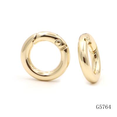 China Metal Spring O Ring Keychain Clasp 25mm Round Carabiner for Bag Accessories Durable Zinc Alloy for sale