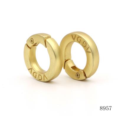 China Nickel Free Metal Spring O Ring Matte Gold Plated Keychain Clasp Ring 25mm for sale