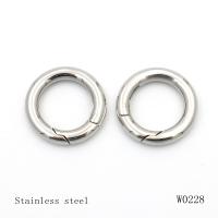 China 304 Stainless Steel Round Carabiner 20mm Spring Open Gate O Ring for Key Ring for sale