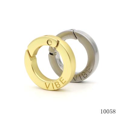 China 17mm  Logo Engraved Round Spring Clasp Spring Openable Flat O Ring Carabiner for Kaychain for sale