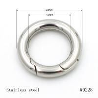 China 304 Stainless Steel Round Carabiner 20mm Spring Open Gate O Ring for Key Ring for sale