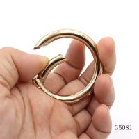 China Gold Plated Round Circle Carabiner Metal Ring Accessories 28mm Spring Gate for sale