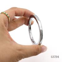 China 58mm Large Flat Round Spring Open Gate O Ring Carabiner Clasp, Chrome Plated Zinc Alloy Heavy Duty Keychain Connector Hardware for sale