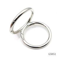 China Custom 56mm Zinc Alloy Spring Ring Carabiner for Handbag Hardware Accessories for sale