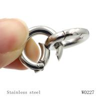 China Stainless Steel Spring O Ring 20mm Custom Logo Laser Clasp Carabiner Round Ring for sale