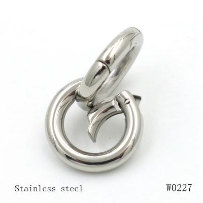 China Stainless Steel Spring O Ring 20mm Custom Logo Laser Clasp Carabiner Round Ring for sale