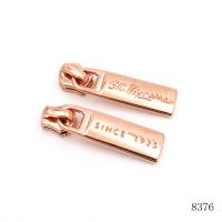 China Custom Rose Gold Metal Zip Puller Tag for Handbags with Logo Engraving Zinc Alloy 30mm for sale