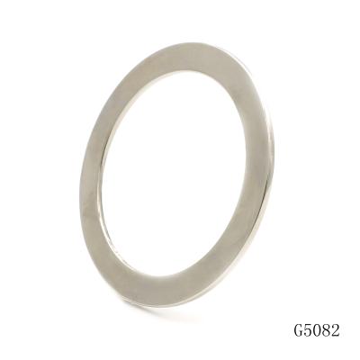 China Bag Accessories Quality Metal O Ring Buckle Shiny Silver Metal Flat Close Ring 46mm Bag Connector Buckle for sale