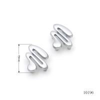 China Custom Zinc Alloy Metal Logo Tag 15mm with 4-Post Mounting for Hats and Apparel for sale