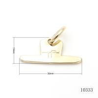 China Light Gold Custom Hat Shape Metal Logo With Jump Ring For Keyring Clasp for sale