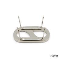 China Wholesale Custom Logo Double D Zinc Alloy Plate with Four Prongs, Bulk Embossed Brand Metal Nameplate for Designer Handbags for sale