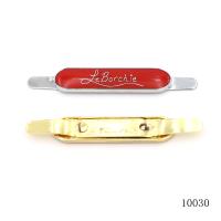 China Custom Metal Logo Tag with Prongs for Bags | Gold Plated Hardware for sale