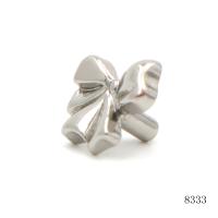 China 3D Mini Bow Engraved Name Plate Eco Friendly Zinc Alloy Metal Logo Tag 11mm for Handbags for sale