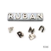China Custom Metal Letter Logo Plate 36x6.7mm Eco Friendly Zinc Alloy for Bag Purse for sale