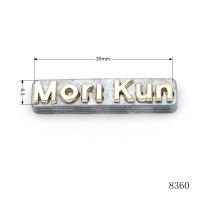 China Custom Metal Letter Logo Plate 35x6.3mm Zinc Alloy Handbag Hardware Gold Electroplated for sale