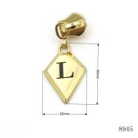 China Custom Gold Plated Diamond Shape Metal Zipper Puller with Enamel Letter Logo, Zinc Alloy Zipper Slider Pull Tab, Decorative Zipper Charm for Handbag, Purse, Luggage and Garment Hardware Accessories for sale