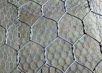 China Gabion Box 2.2mm-3.0mm Wire with 6×8cm to 10×12cm Mesh Openings for Erosion Control and Slope Stabilization for sale