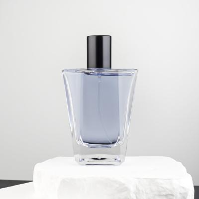 China Glass Luxurious Perfume Spray Bottles 100ml No Leaking for sale