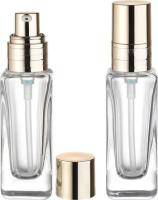 China 30 ML Volume Sleek Modern Cosmetic Pump Bottle with Pump Or Spray Cap for sale