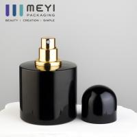 China 50ml Clear Glass Perfume Bottle with Magnetic Cap for sale