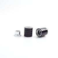 China Luxury Magnetic Perfume Bottle Cap with 15mm Crimp Neck Customizable Aluminum-Plastic Design for sale