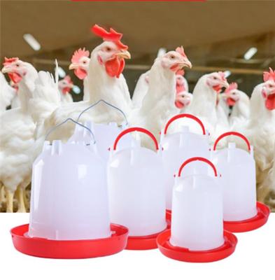 China HDPE Poultry Water Drinkers 15KG Automatic Water Feeder For Chickens for sale