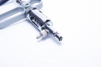China Continous Injection Veterinary Vaccine Syringe 10ml For Medical Treatment for sale