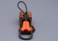 China Custom Plastic Zipper Pulls with 2-Color Logo Options for Garments - 15kg Tensile Strength, 2.0-2.5mm Cord for sale