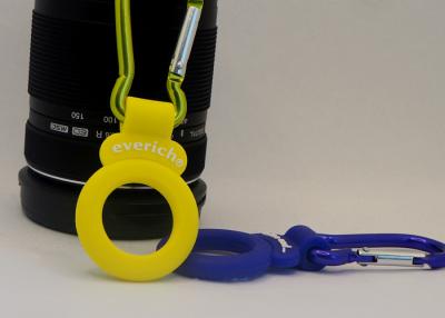 China Custom 3M Reflective Silicone Rubber Keychain - 500pcs MOQ with 15-Day Production for sale