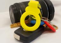 China Custom 3M Reflective Silicone Rubber Keychain - 500pcs MOQ with 15-Day Production for sale