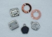 China Custom Metal Zipper Puller with 3D Debossed Logo - OEKO-TEX Certified for Luggage & Handbags - 500pcs MOQ for sale
