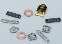 China Custom Metal Zipper Puller with 3D Debossed Logo - OEKO-TEX Certified for Luggage & Handbags - 500pcs MOQ for sale