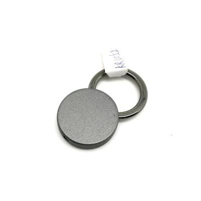 China Personalized Metal Key Holder Metal Keychain Holder Name in Individual Polybag for sale