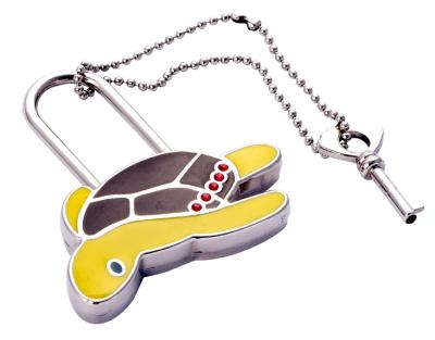 China Personalized Metal Keychain In Cute Shapes For Souvenir Campaign for sale