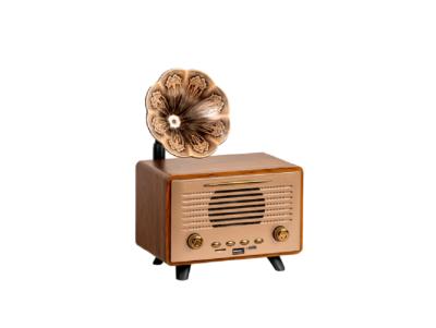 China Vintage Wooden Bluetooth Speaker with Retro Horn, 8W Output,USB/TF/FM/BT,2.5
