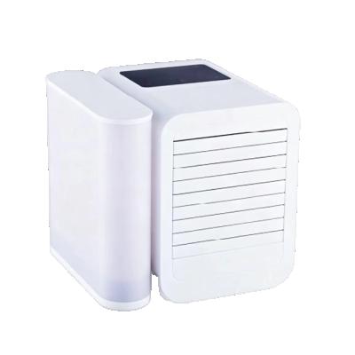 China 10W USB-C Desktop Fan with 99-Speed, Humidifier & RGB Lights for sale