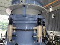 China HP800 Multi Cylinder Hydraulic Cone Crusher Cone Crusher With Adjustable Chamber for sale