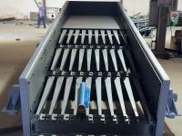 China XY-1050 Heavy-duty Grizzly Feeder Three Stage Pre Screening Electromagnetic Vibratory Feeder for sale