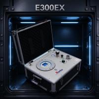 China Explosion Proof Portable Gas Dew Point Meter Micro Water Analyzer For Natural Gas SF6 Field Use for sale