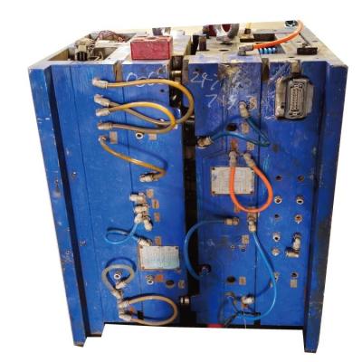 China Automotive Multi Cavity Mold For Plastic Components Mass Production for sale