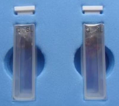 China lab using transparent quartz glass cuvette with lids 3.5ml 10mm path length for sale