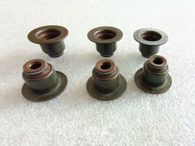 China Cummins Brand Spare Part 5338751 Valve Stem Oil Seal for sale