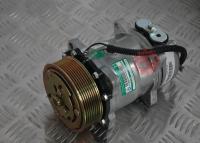China Cummins  ISF3.8 Diesel Engine Refrigerant Compressor 4981725 for sale