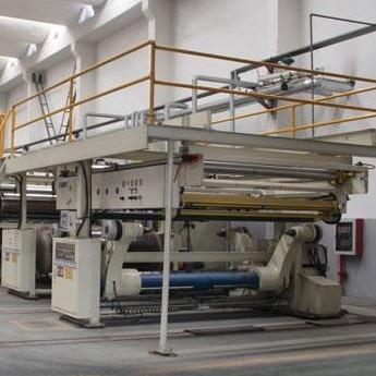 China Fully Automatic 5-Ply Corrugated Cardboard Production Line 150m/min with Steam Heating System for sale