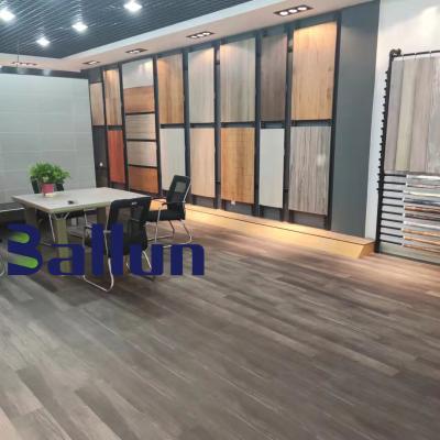 China 25 Years Lifetime SPC Waterproof Flooring Piso with PVC Stone powder Material for sale