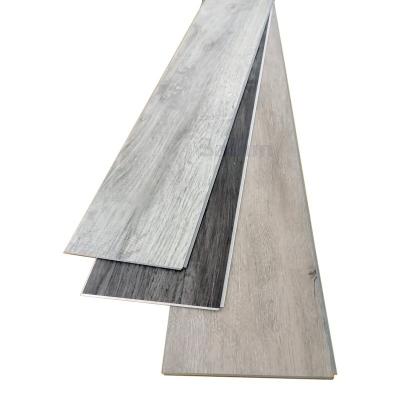 China Waterproof PVC Piso Vinyl Plank Flooring with Wood Grain Design and Customized Design for sale