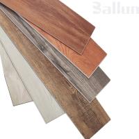 China 4mm 4.2mm 4.5mm 5mm Pavimento SPC Flooring Waterproof with Backing 1.5mm IXPE Padding for sale