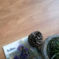 China Luxury Vinyl Plank Stone SPC Flooring Eco-friendly Easy Click Installation Best Offered for sale